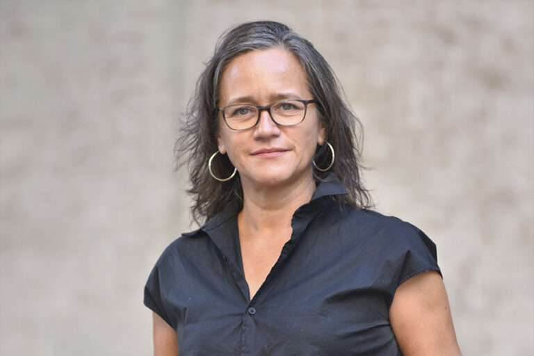 Académica Claudia Matus es nombrada Profesora Titular: Primera mujer en ...